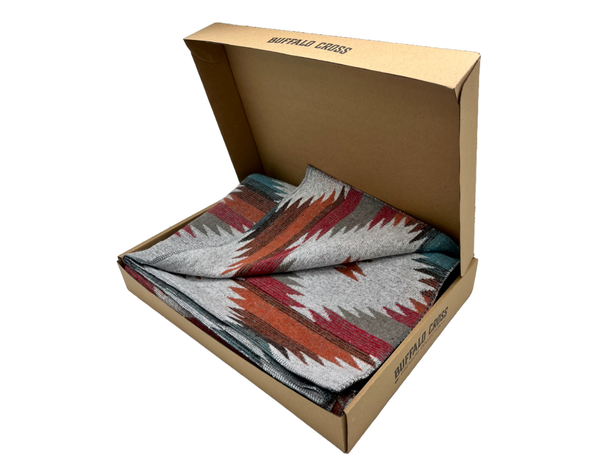 Buffalo Cross Blanket - Grey Diamond – The Banff Trading Post
